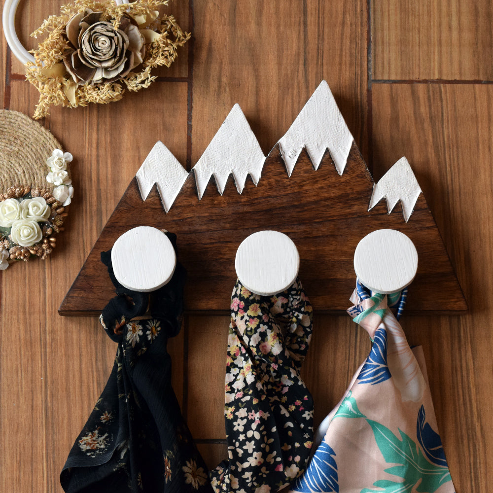 Alpine Mountain Hook – The Blooming Bagh